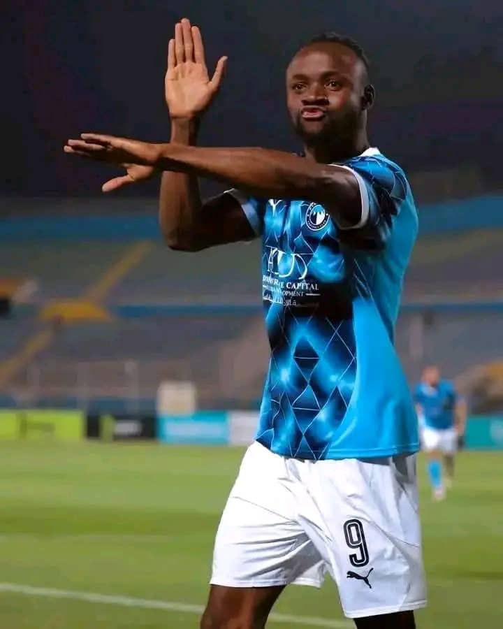 CAF C1 : Grâce à un doublé de F. Mayele, le Pyramids FC s'impose face à ...